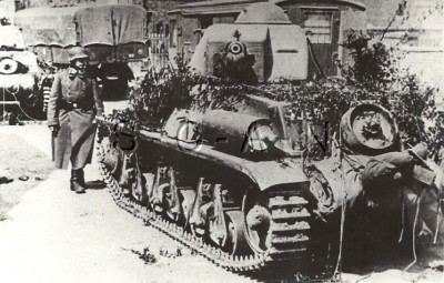 WWII German Panzer Tank- Captured French Renault R35- Private Archive ...
