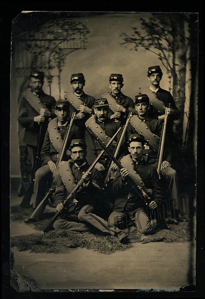 1/4+ Tintype Group of Armed Soldiers Infantry Antique 1800s Military ...
