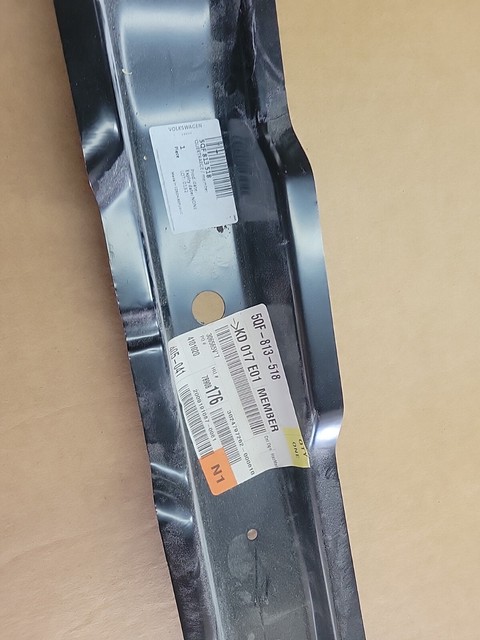 Genuine Volkswagen Center Brace 5QF-813-518 for sale online | eBay