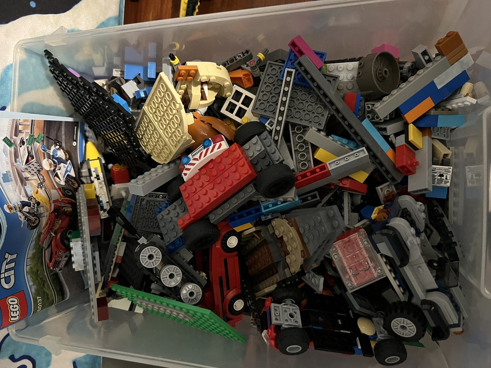 Huge Lego Lot With Sets, Minifigs And Random Lego Pieces | eBay