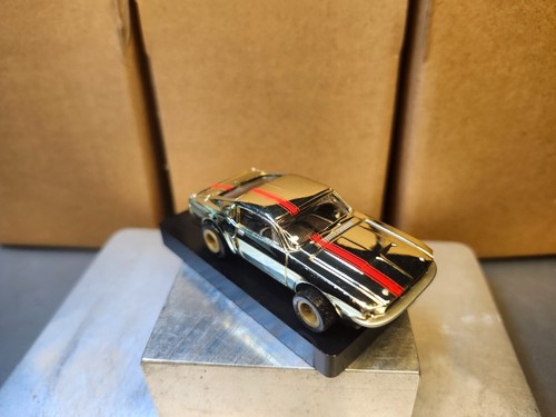BULLDOG TURBO CHASSIS (NEW) WITH A GOLD CHROME MUSTANG HO SLOT CAR BODY ...