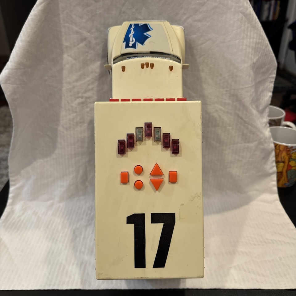 Ambulance Unit 6 Paramedic Road Rippers toy state lights/sound don’t ...