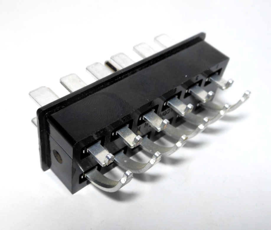Beau Cinch Jones 12-Pin Male Plug Connector Right Angle 15 amp 250v 2x ...