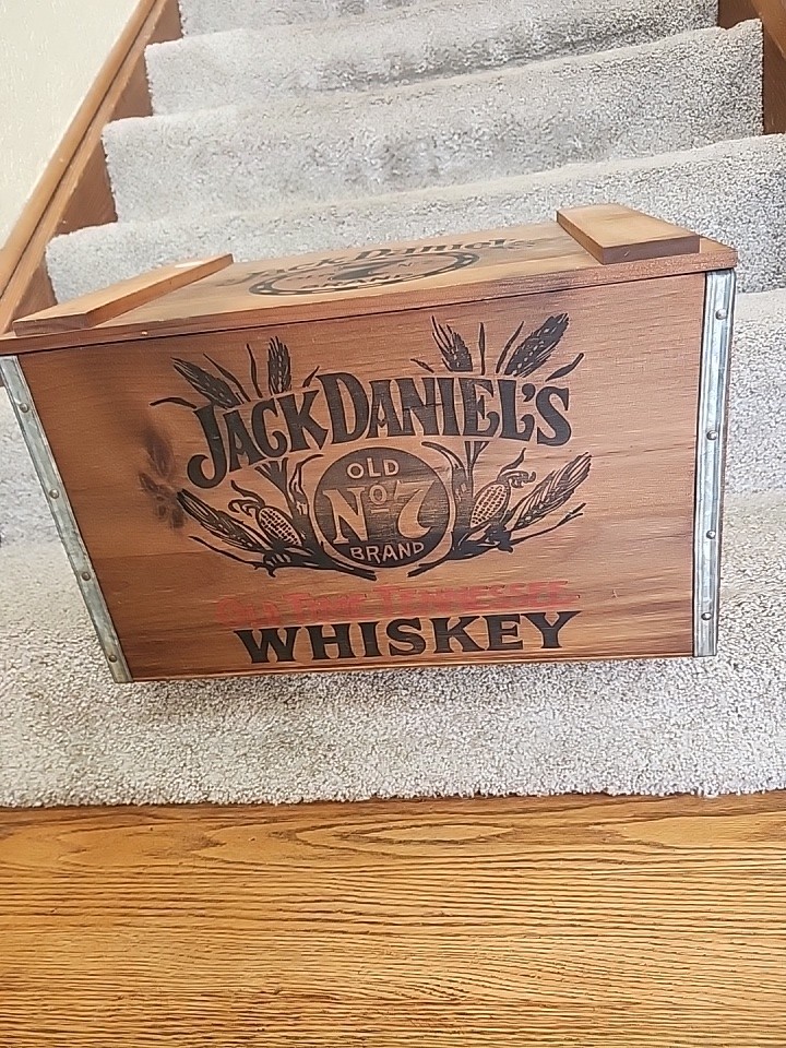 VINTAGE Jack Daniel's Old No. 7 Tennessee Whiskey WOODEN CRATE | eBay UK