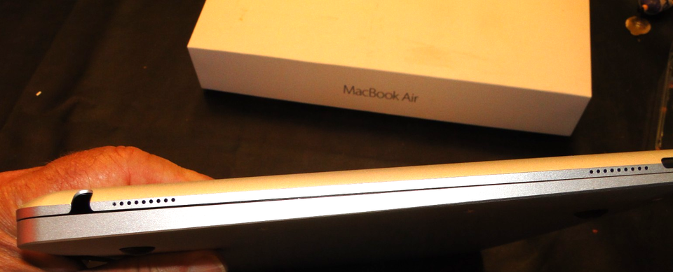 Apple MacBook Air 13" ? Silver FOR PARTS, No Screen, Only Cover and ...