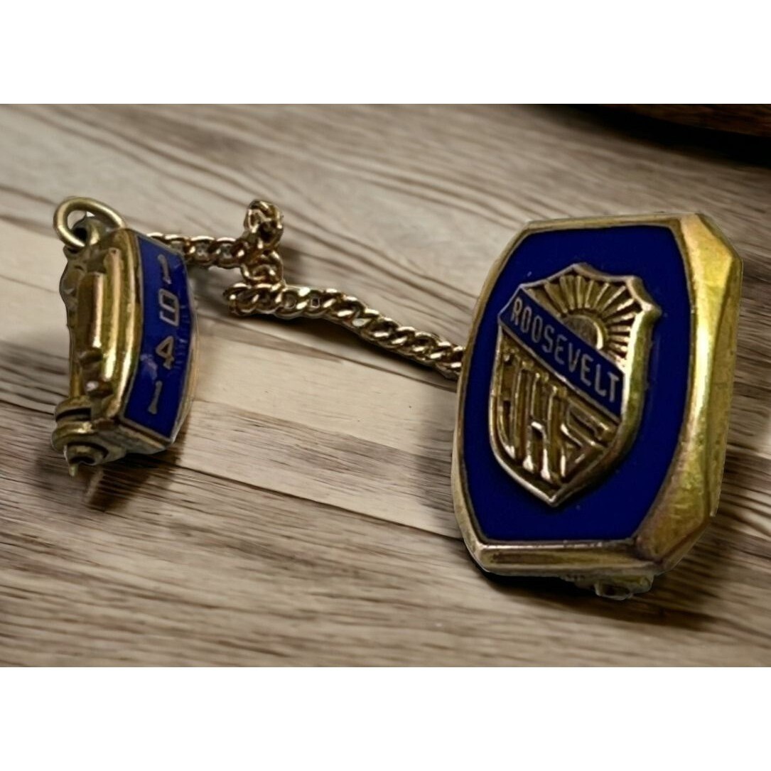 Vintage Roosevelt JHS Pin 1941 Junior High School Tie… - Gem