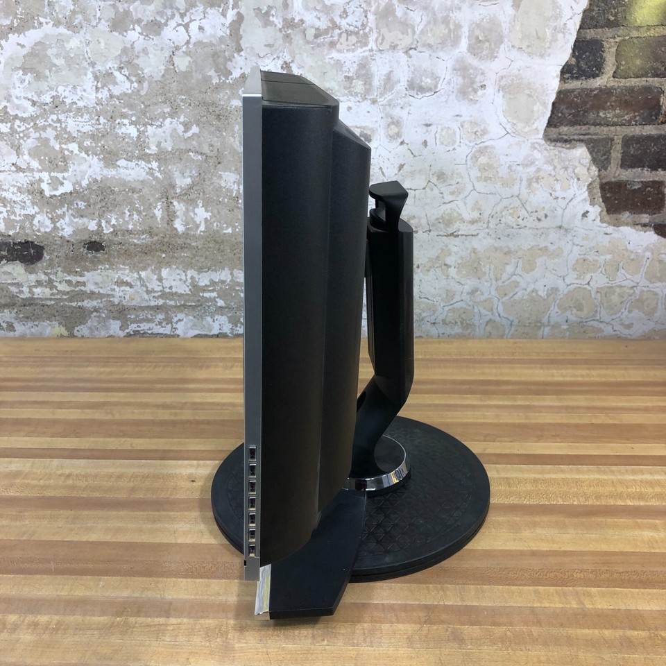 Dell W1900 19" 720p HD LCD Monitor RGB/S-VIDEO/VGA/RCA (RETRO GAMING) | eBay