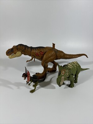 Jurassic World Extreme Battle Damage T-Rex /Si Noceratops/Dilophosaurus ...