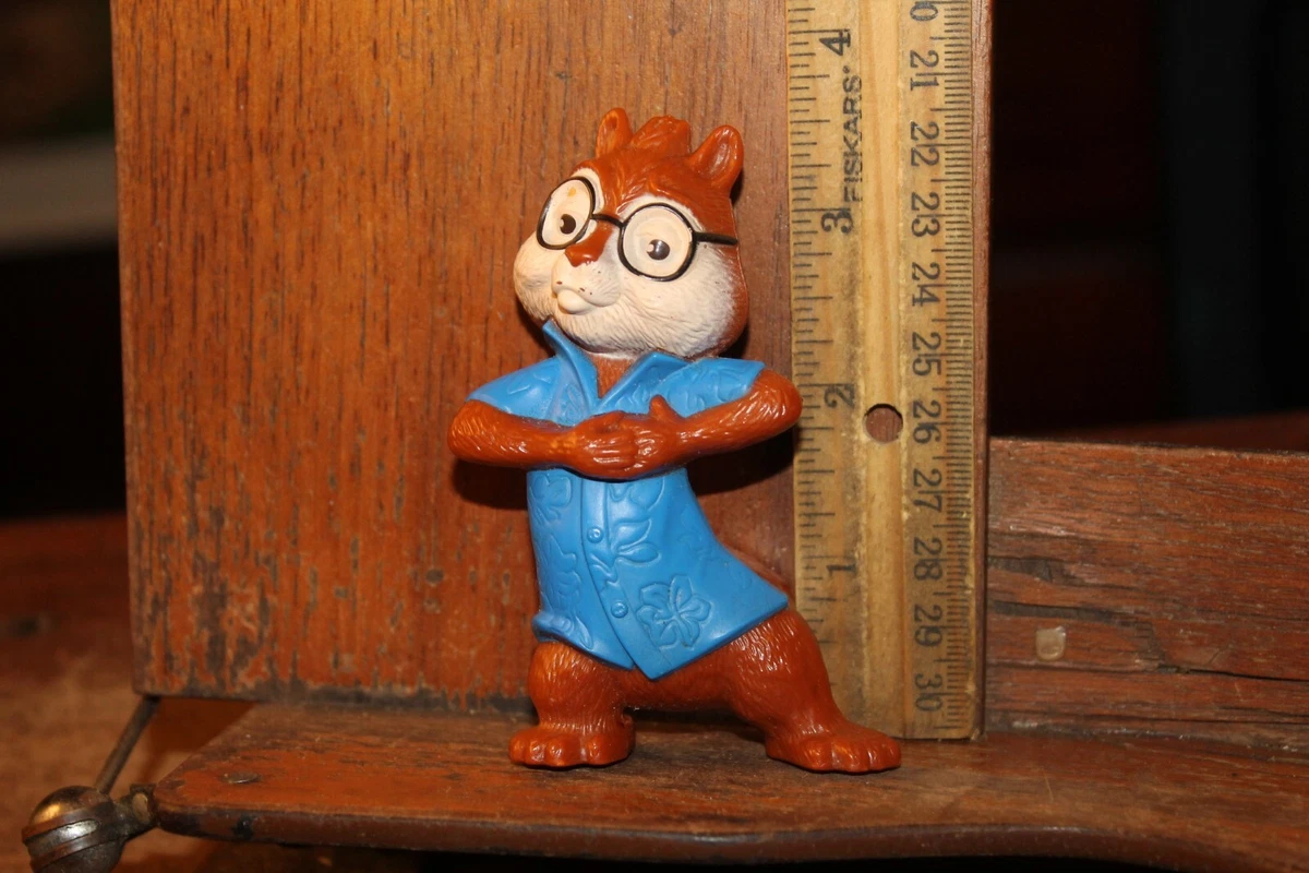 Alvin And The Chipmunks Chipwrecked Simone