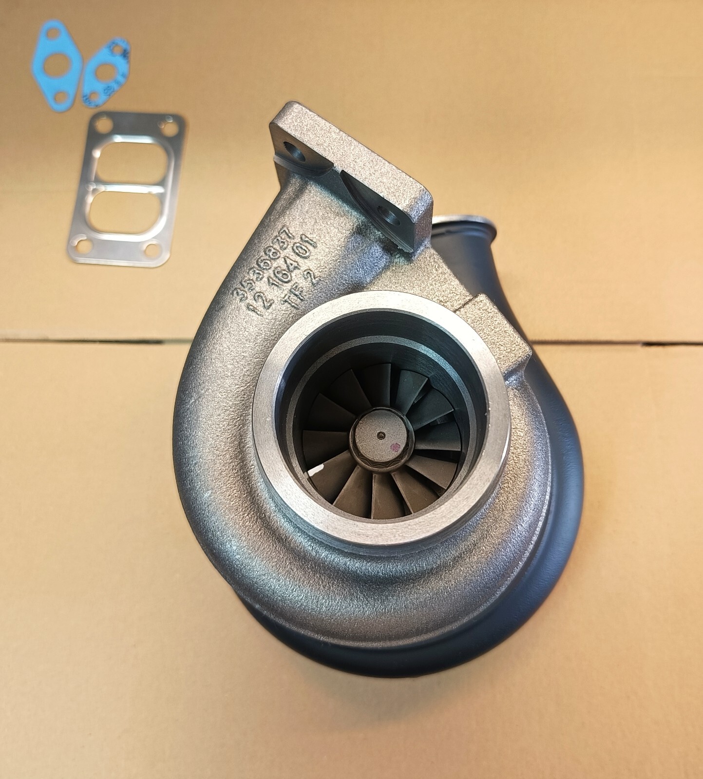 Turbocharger Turbo Holset HX35 T3 12cm twin scroll billet V-band 3 ...