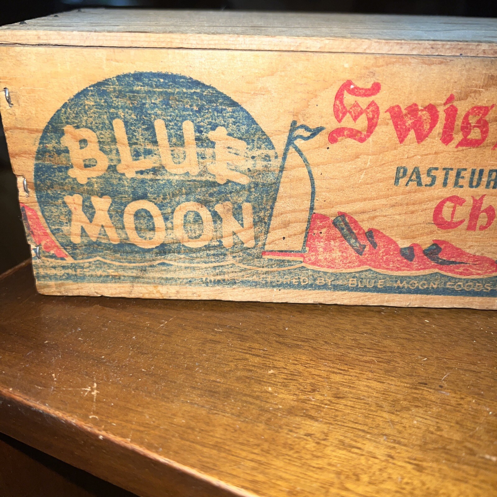 VINTAGE RARE OLD BLUE MOON SWISS GRNYERE CHEESE FOODS THORP WIS WOOD ...