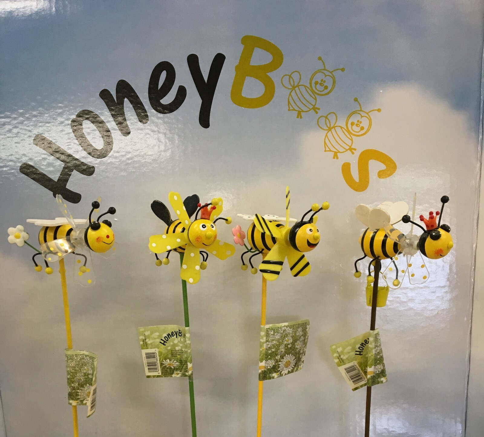 WOODEN HONEY BEE WINDMILL Garden Décor Windmills Different Sizes ...