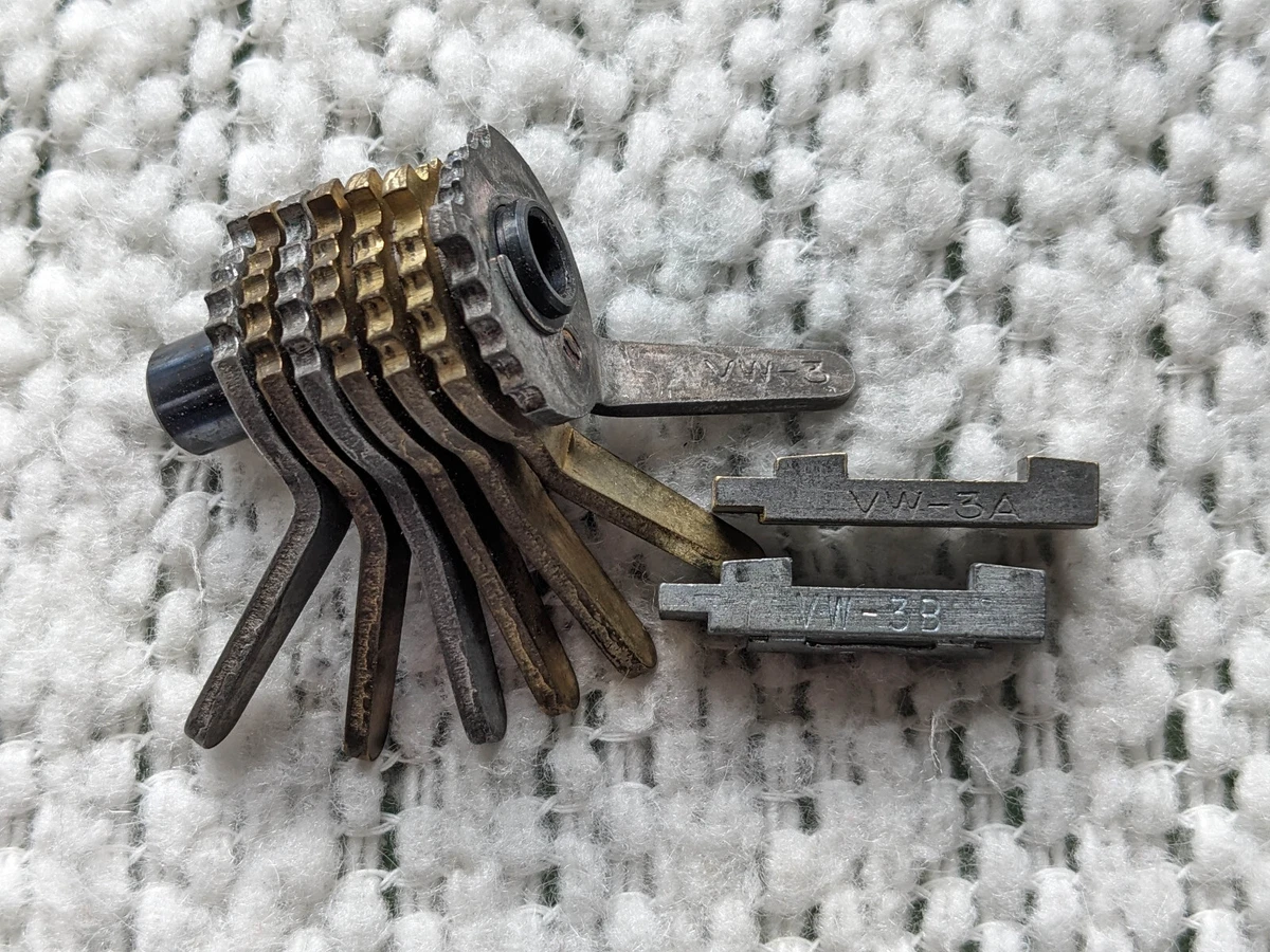 Curtis 15 Code Cutter