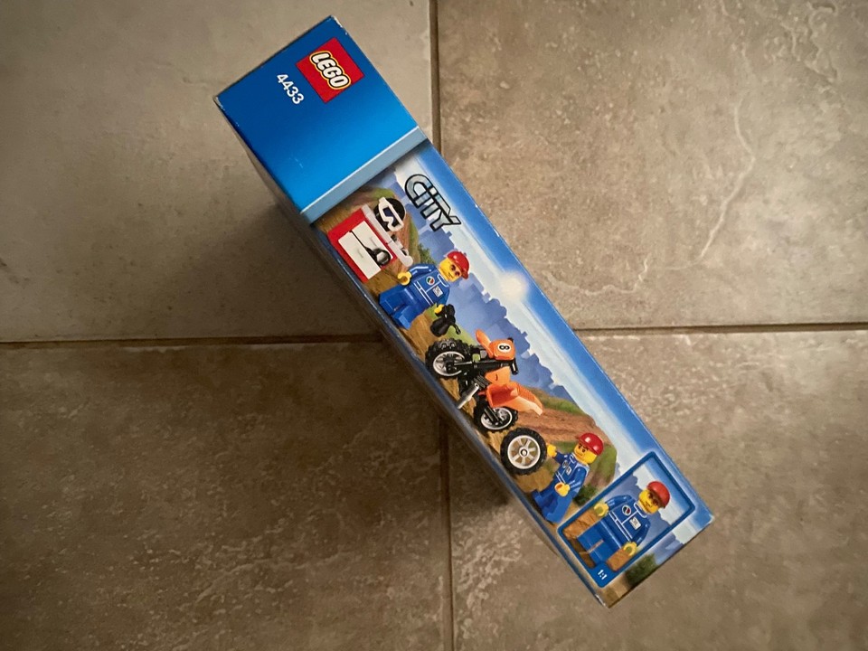 LEGO CITY: Dirt Bike Transporter (4433) 673419196260| eBay