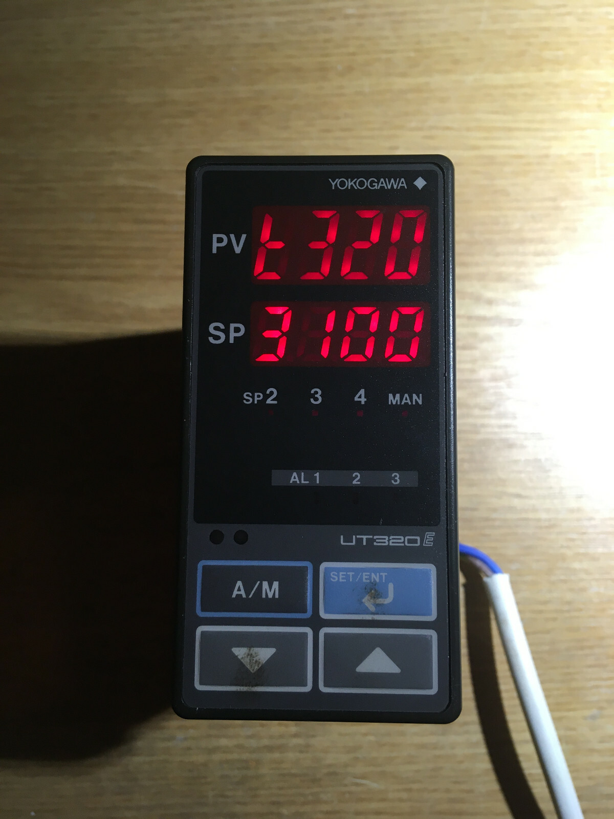 YOKOGAWA UT320-00 DIGITAL CONTROLLER UT32000 for sale online | eBay