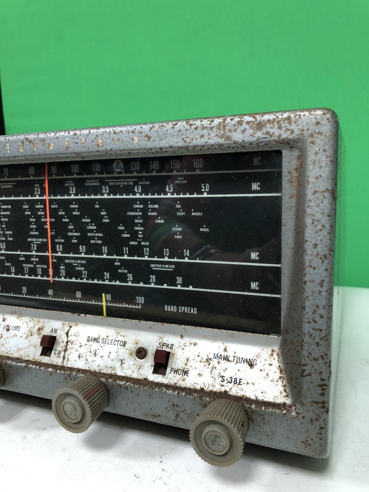 VTG Short Wave Radio Receiver By The Hallicrafters Co. MODEL S-38E ...