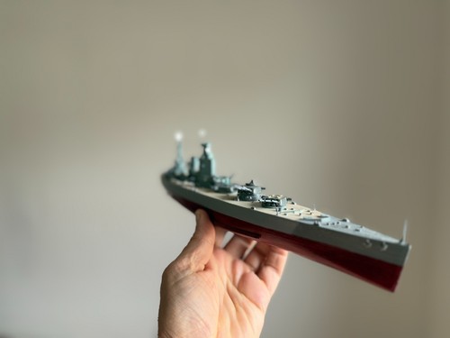 Vintage Pre Built British Battleship HMS Rodney Trumpeter or Airfix 1/ ...