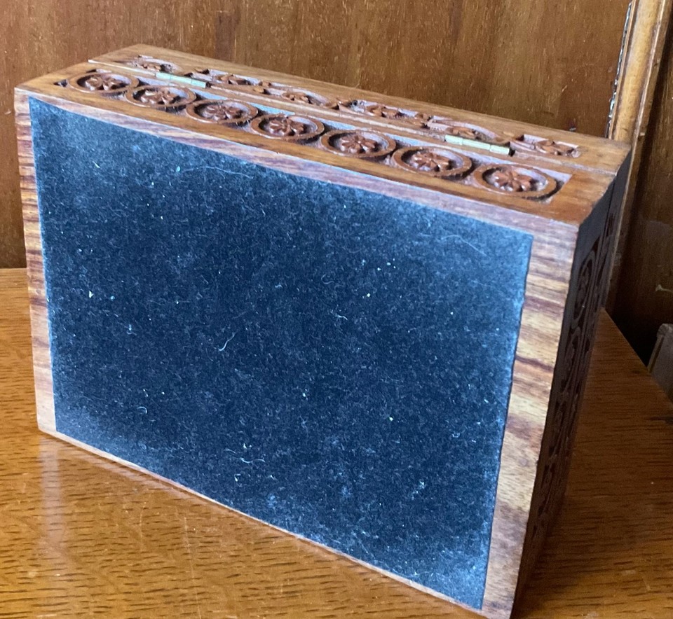 Handmade Wooden Keepsake Box Stylised Floral Circle Design | eBay UK