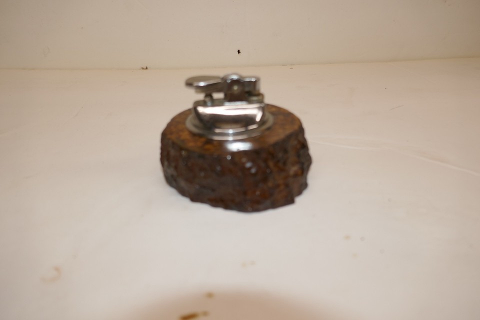 VINTAGE Brown Resin or /STONE/? GAS Branded TABLE TOP CIGARETTE LIGHTER ...