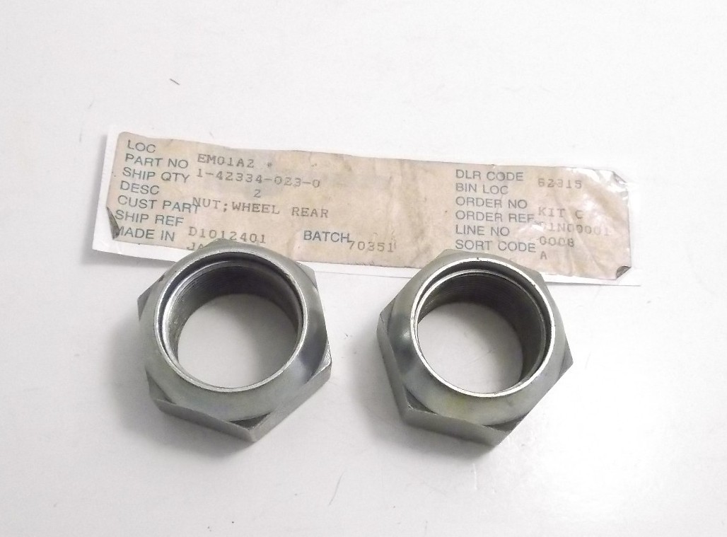 Lot of 2 ISUZU 42334-023-0 Wheel Nuts - Rear - Prepaid Shipping (2 ...