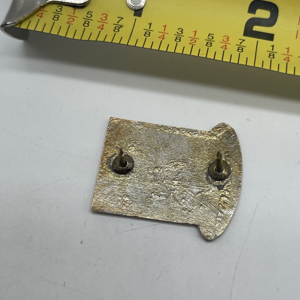 U.S. Military 72nd Armor Regiment DI DUI Crest Pin Clutch CRUSADERS NHM ...