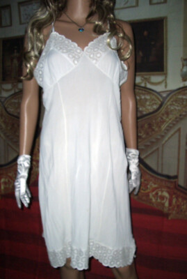 Charmantes Vintage Nylon Unterkleid m.Häkelspitze weiß 46 Pin Up ...