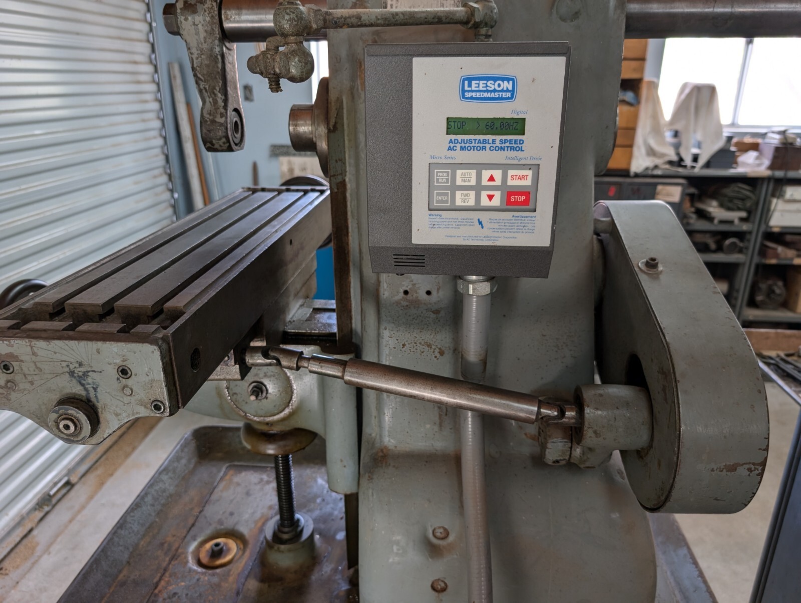 Hardinge Universal Mill UM, 110-1850 RPM, 6" x 25" Table, 120/240V ...