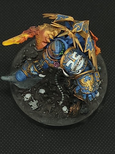 Games Workshop Warhammer 40k: Space Marines - Roboute Guilliman Mini ...