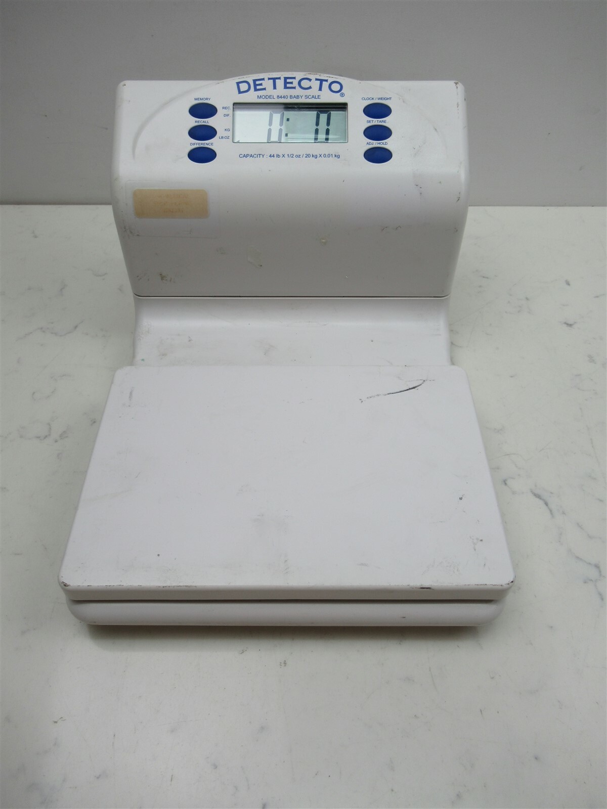 Detecto 8440 Baby Scale Capacity 44 LBS Digital Platform Scale ...