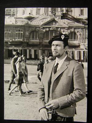 NEIL CONNERY OK CONNERY w/SNIPE VINTAGE PHOTO T116 | eBay