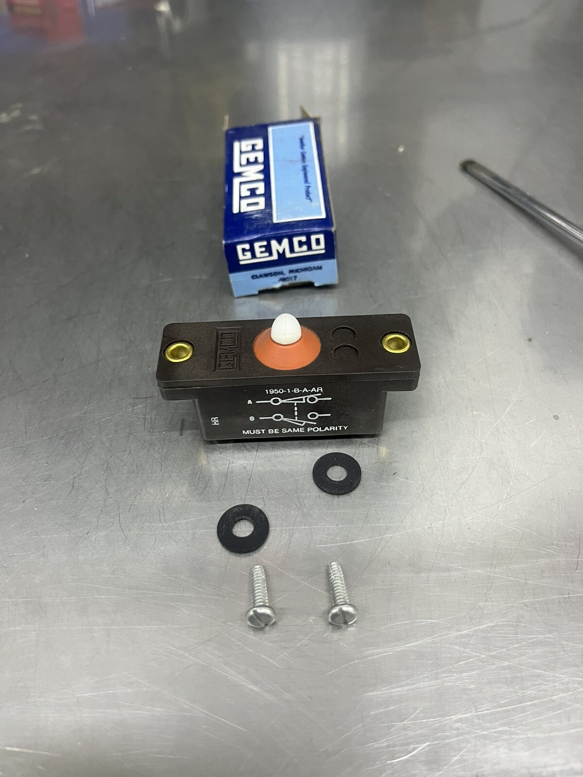 New Gemco 1950-1-B-A-AO Precision Snap Switch | eBay