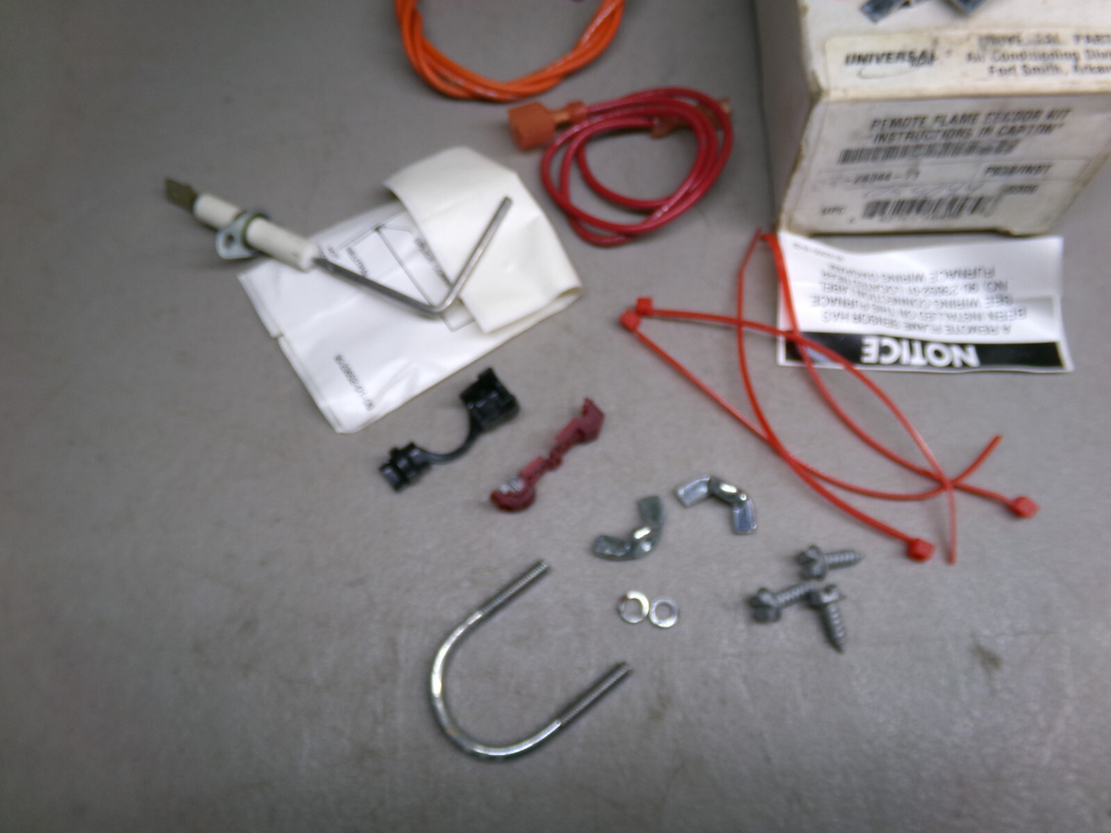 UNIVERSAL PARTS 62-24044-71 REMOTE FLAME SENSOR KIT | eBay