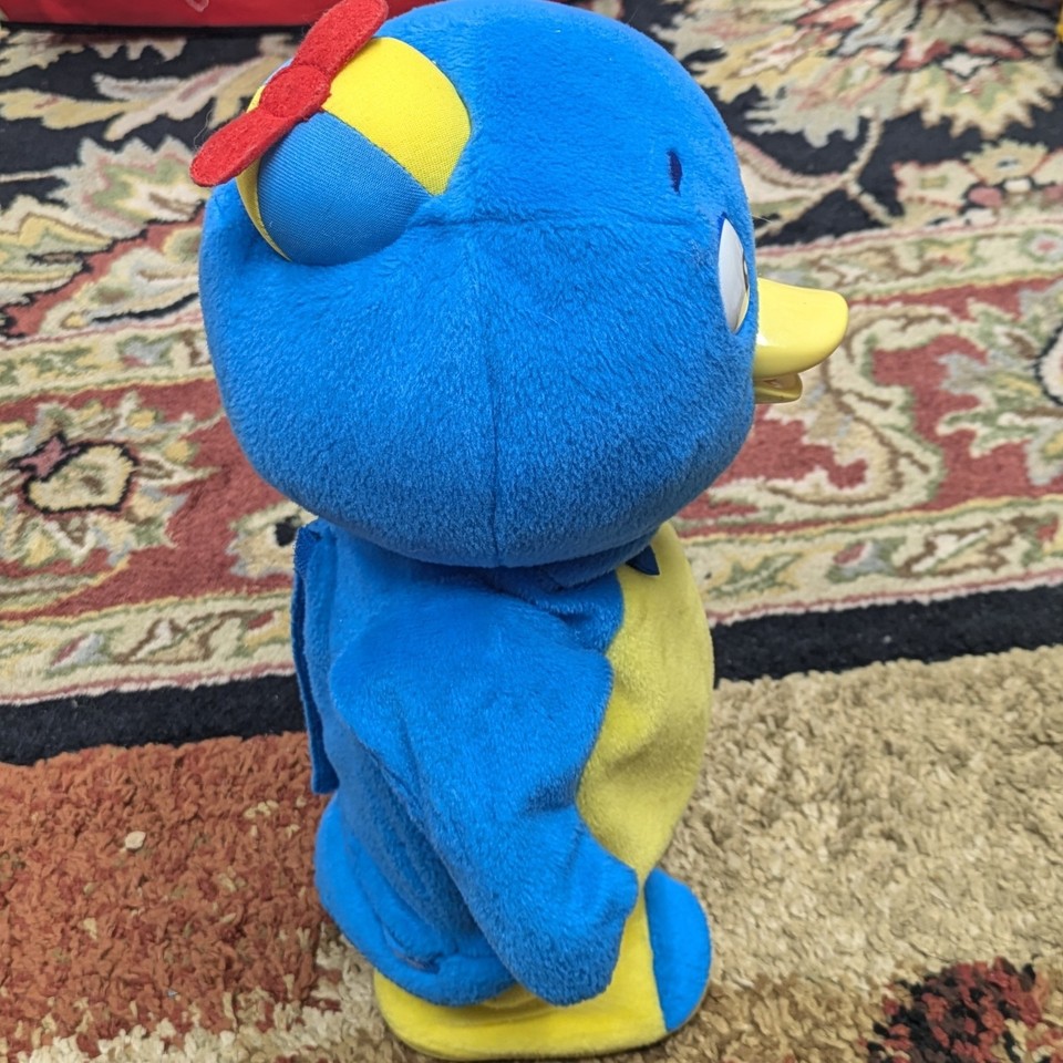 Backyardigans Sing & Spin Pablo Talking Dancing Plush Penguin 2005 READ ...