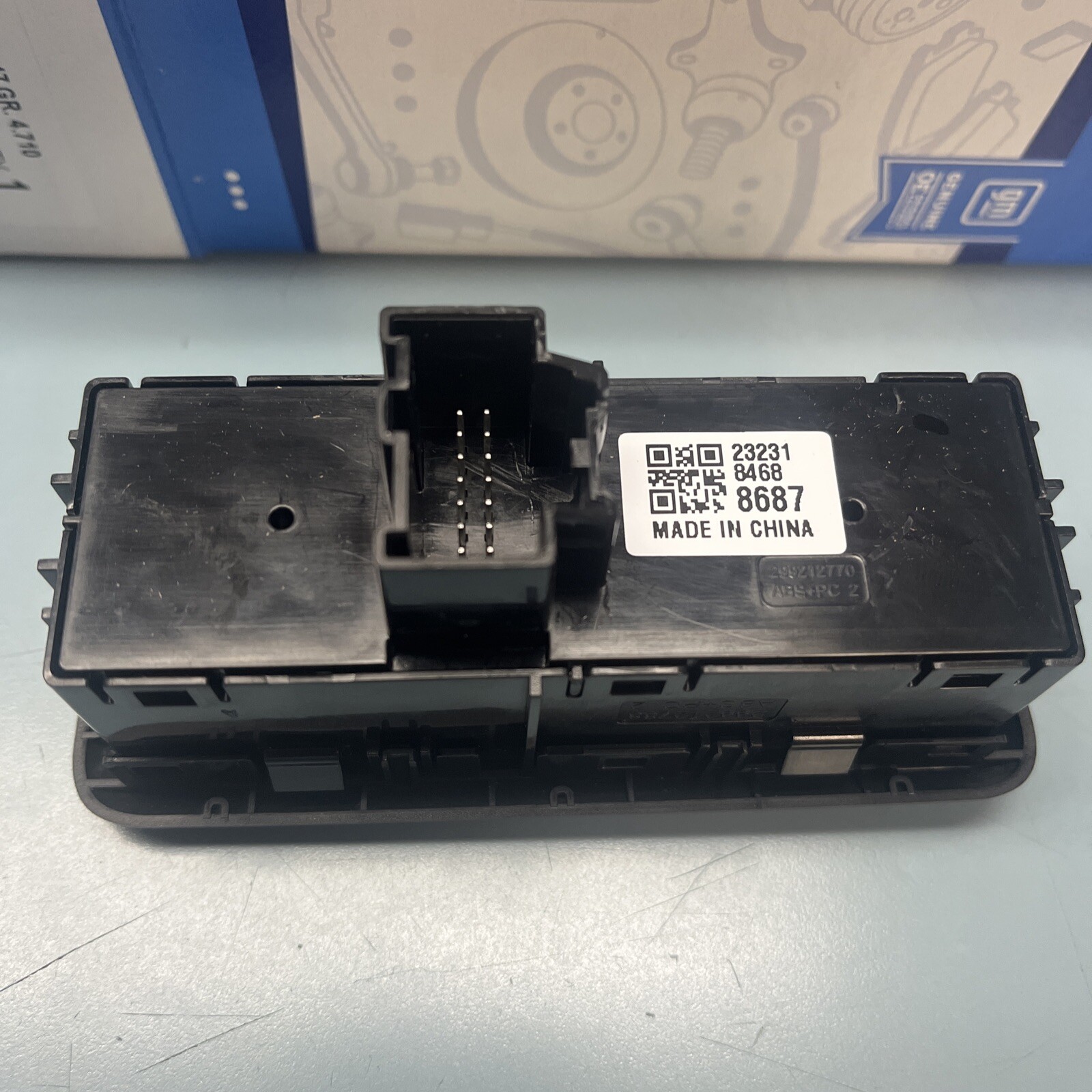 Genuine GM 84688687 19-22 Silverado Sierra GM 9L7 Upfitter Auxiliary ...