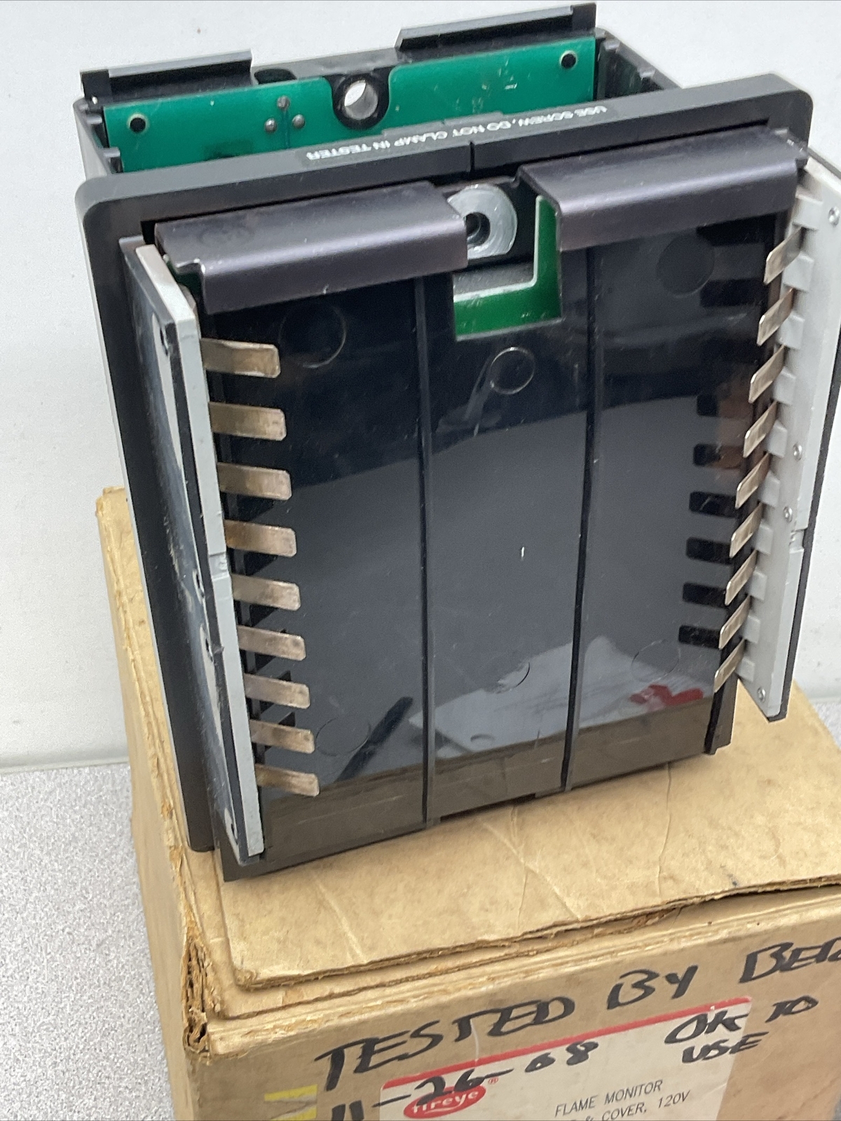 Fireye E110 Flame Monitor Chasis & Cover; ED500 Display Module | eBay