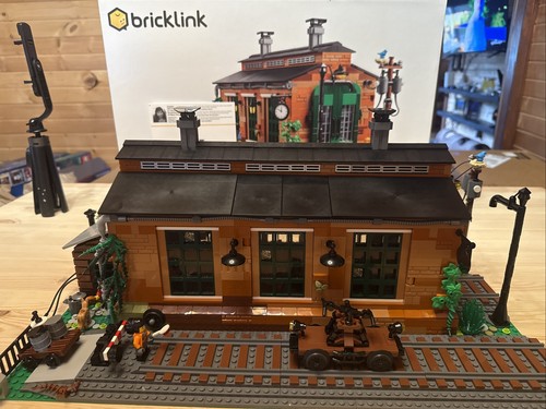 Lego Bricklink Designer Program Old Train Engine Shed 910033 (SEE BOX ...