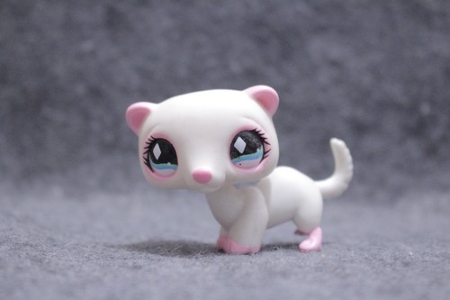 Authentic Littlest Pet Shop LPS Pink White Ferret #520 | eBay