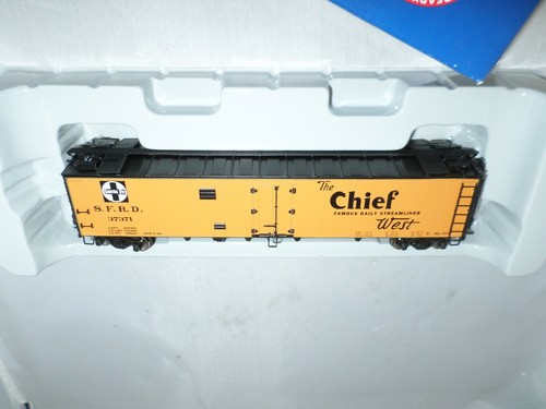 Athearn R-T-R HO ATSF 50' Steel Ice Bunker Reefer Orange "Chief" #37371 ...