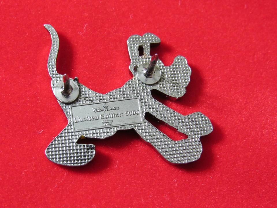 PLUTO Disney Pin Catalog # 10930 Mickey And Friends I Love Pin Trading ...