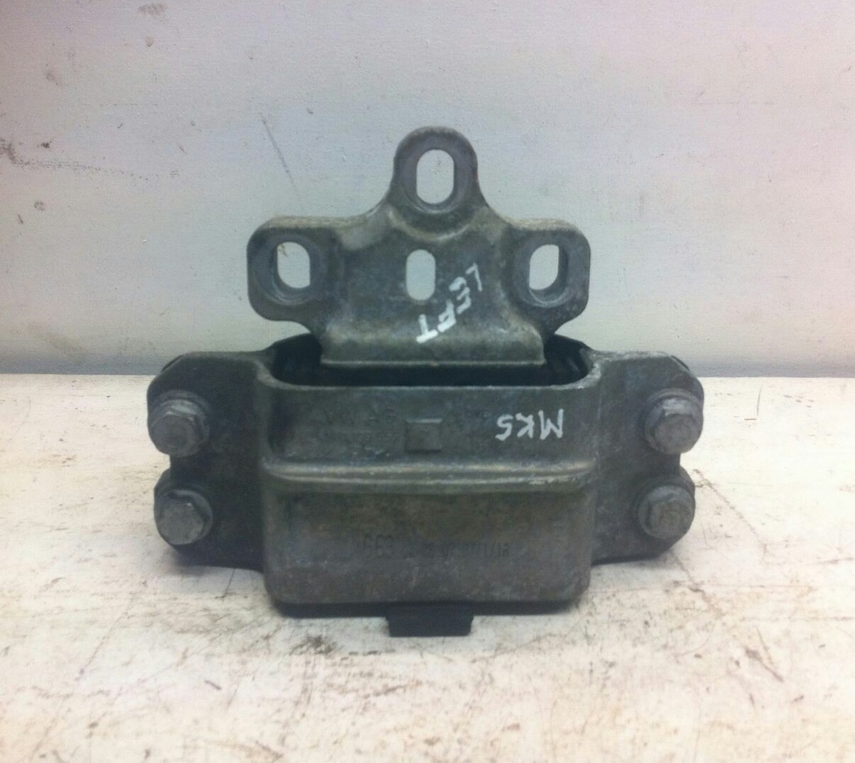 VW GOLF JETTA TOURAN CADDY, AUDI A3 ENGINE MOUNT LEFT & x4 Bolts ...