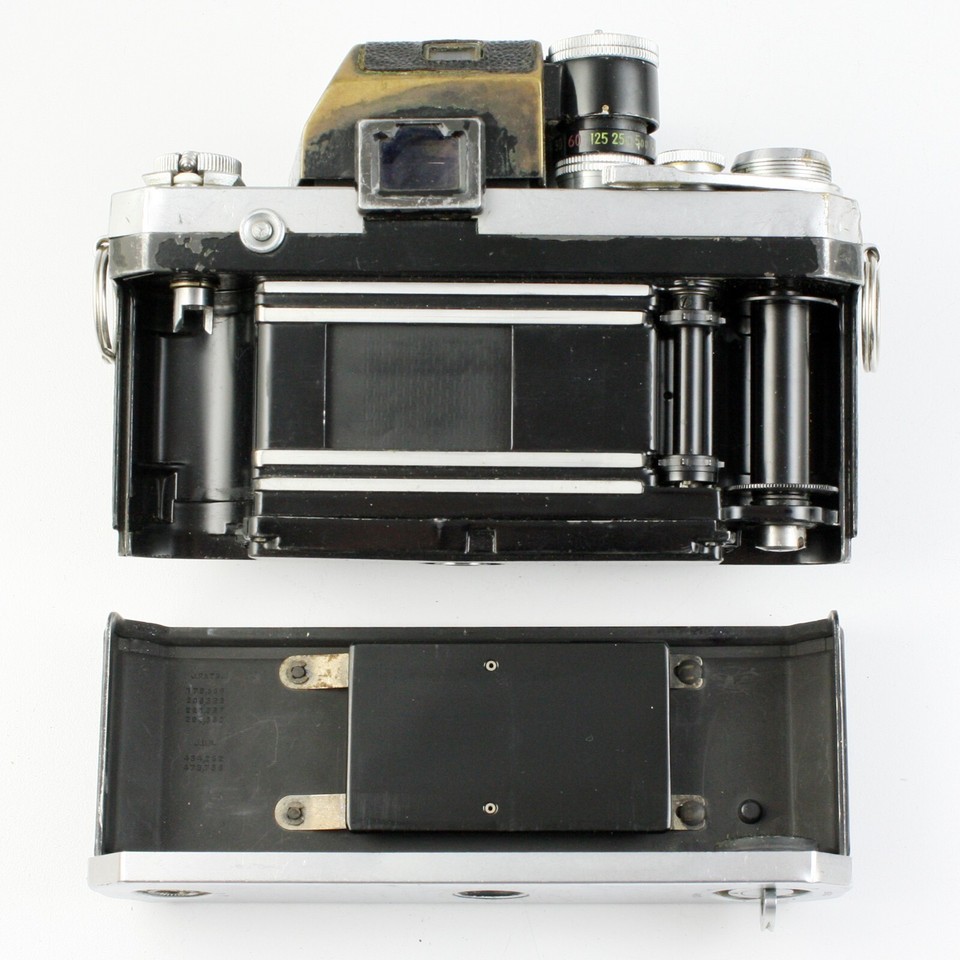 Early Nippon Kogaku Nikon F + Original Photomic Red Dot Flag Finder | eBay