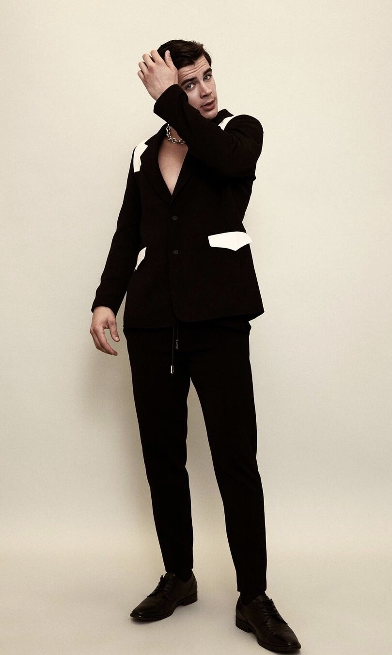 [H121] Male Model Showing Off Posing Beefcake Alpha Hunk Man | eBay