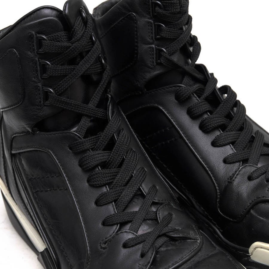 GIVENCHY High cut Sneakers Tyson Stars Leather High t… - Gem
