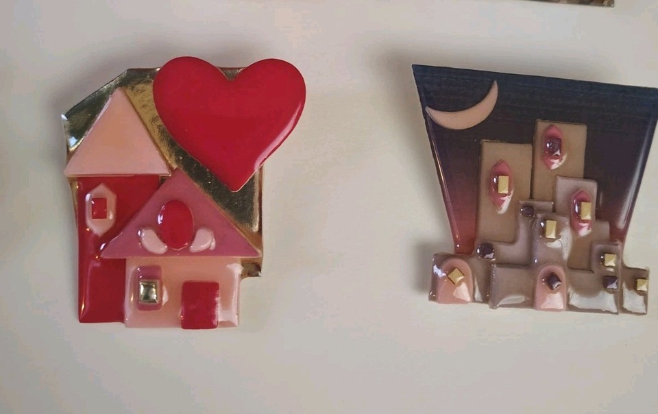 Lot of 12 Vintage House Pins by LUCINDA Art Brooch Handmade Beautiful ...