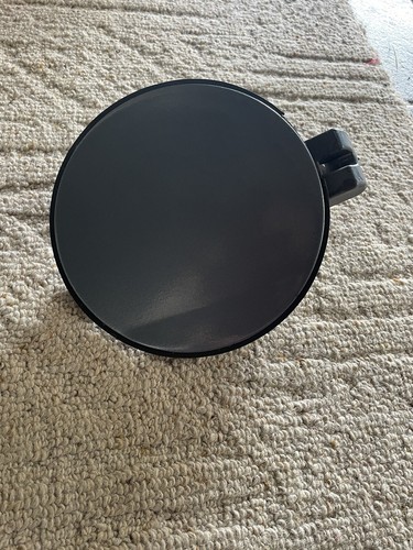 COMMODORE VY VZ SEDAN FUEL FILLER DOOR / FLAP 276M ODESSEY | eBay Australia