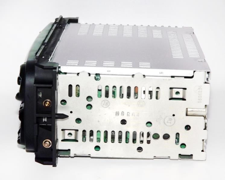 Chrysler PT Cruiser 2004 AM FM CD Cassette Radio w Auxiliary mp3 Phone ...