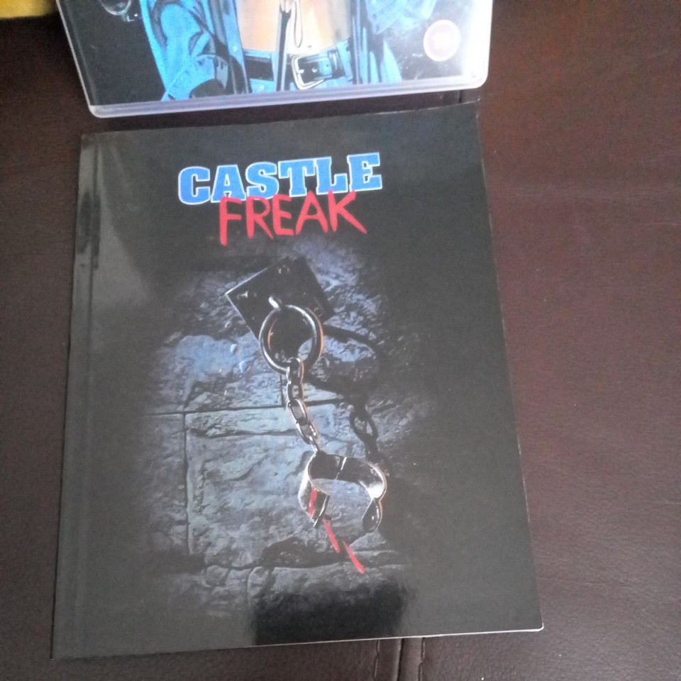 Castle Freak (101 Films Limited Edition Blu-ray) Barbara Crampton ...