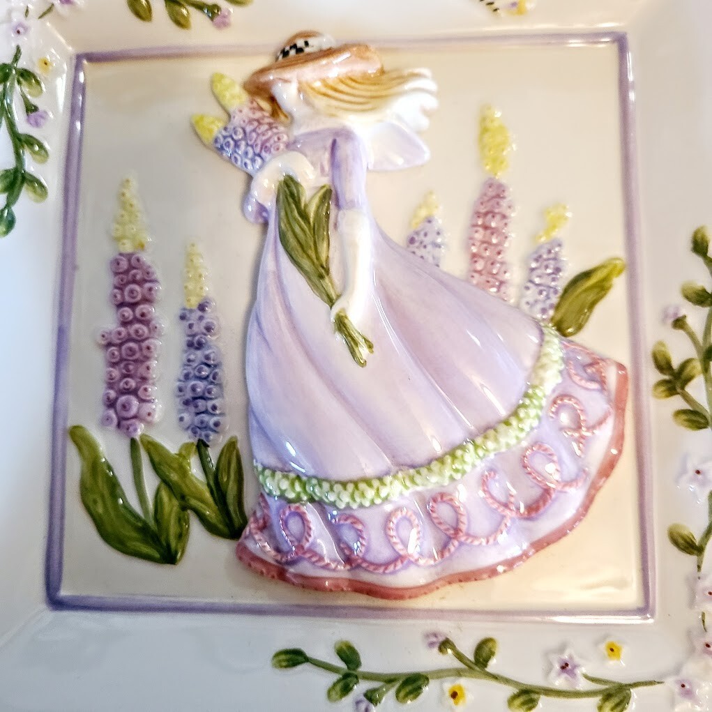 Pair of Collections Etc 3D Garden Girls w/ Flowers Ceramic Wall Plaques ...