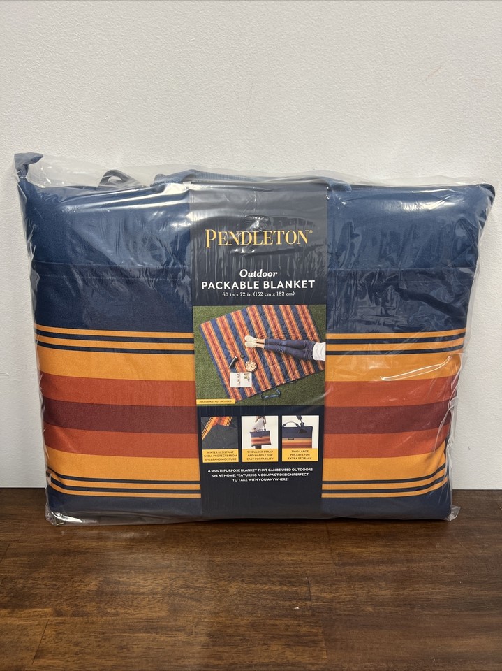 Pendleton Outdoor Packable Blanket Picnic Tailgate Folds & Zips 60x72 ...