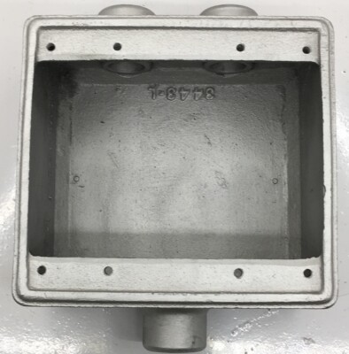 FDCC12 CROUSE HINDS 1/2-INCH CAST IRON CONDULET 2-GANG CAST DEVICE BOX ...